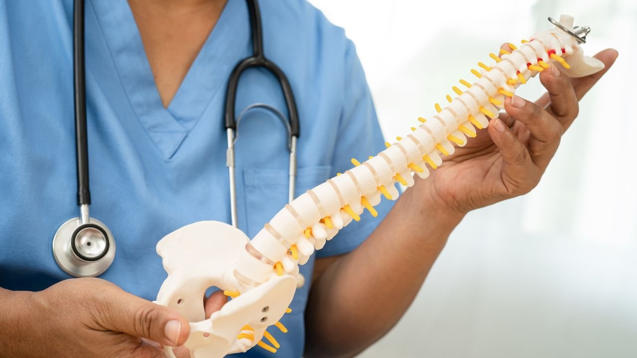 Foraminal Stenosis Explained: Causes, Symptoms, And Non‑Surgical ...